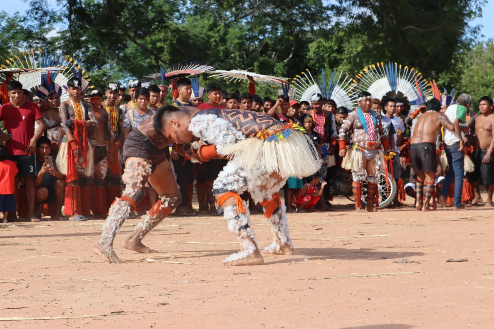 Festa tradicional do povo karajá é comemorada na Ilha do Bananal, no ...